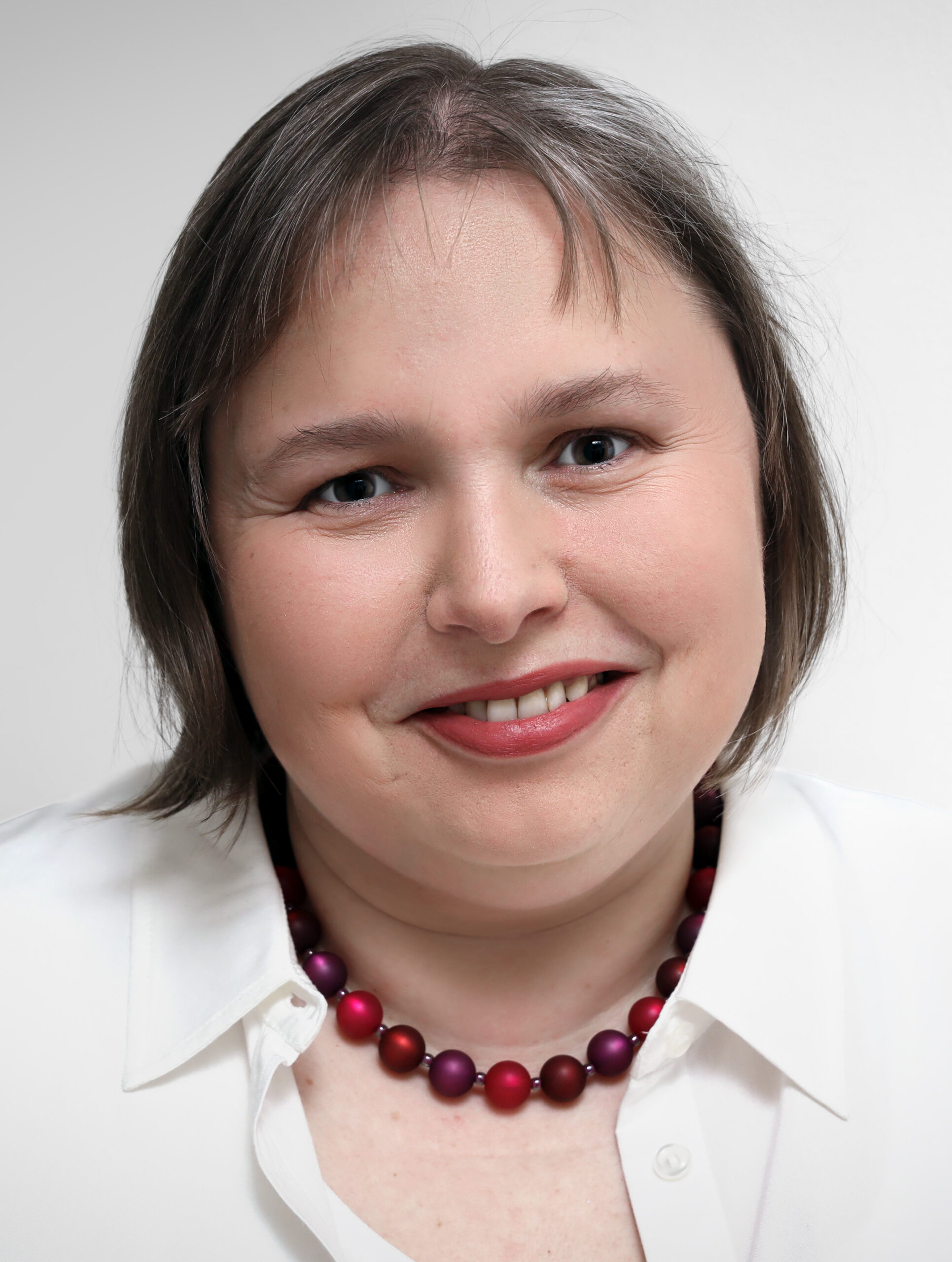 Mag. Daniela O’Shea – OSD